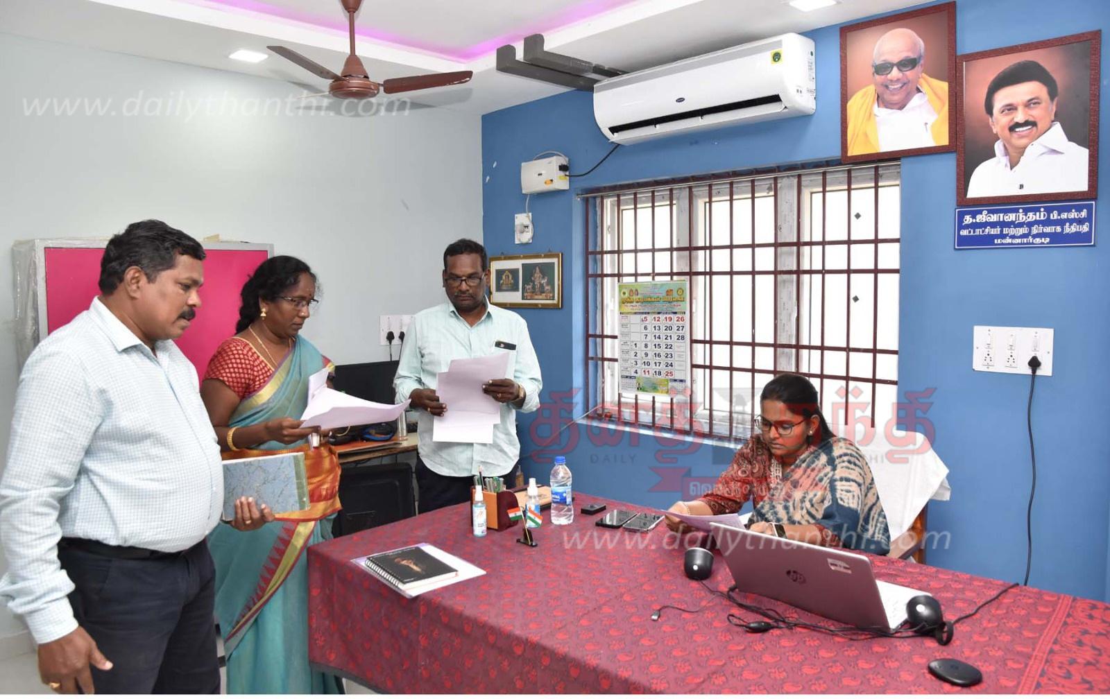 Collector inspection at Tahsildar office | தாசில்தார் அலுவலகத்தில் ...