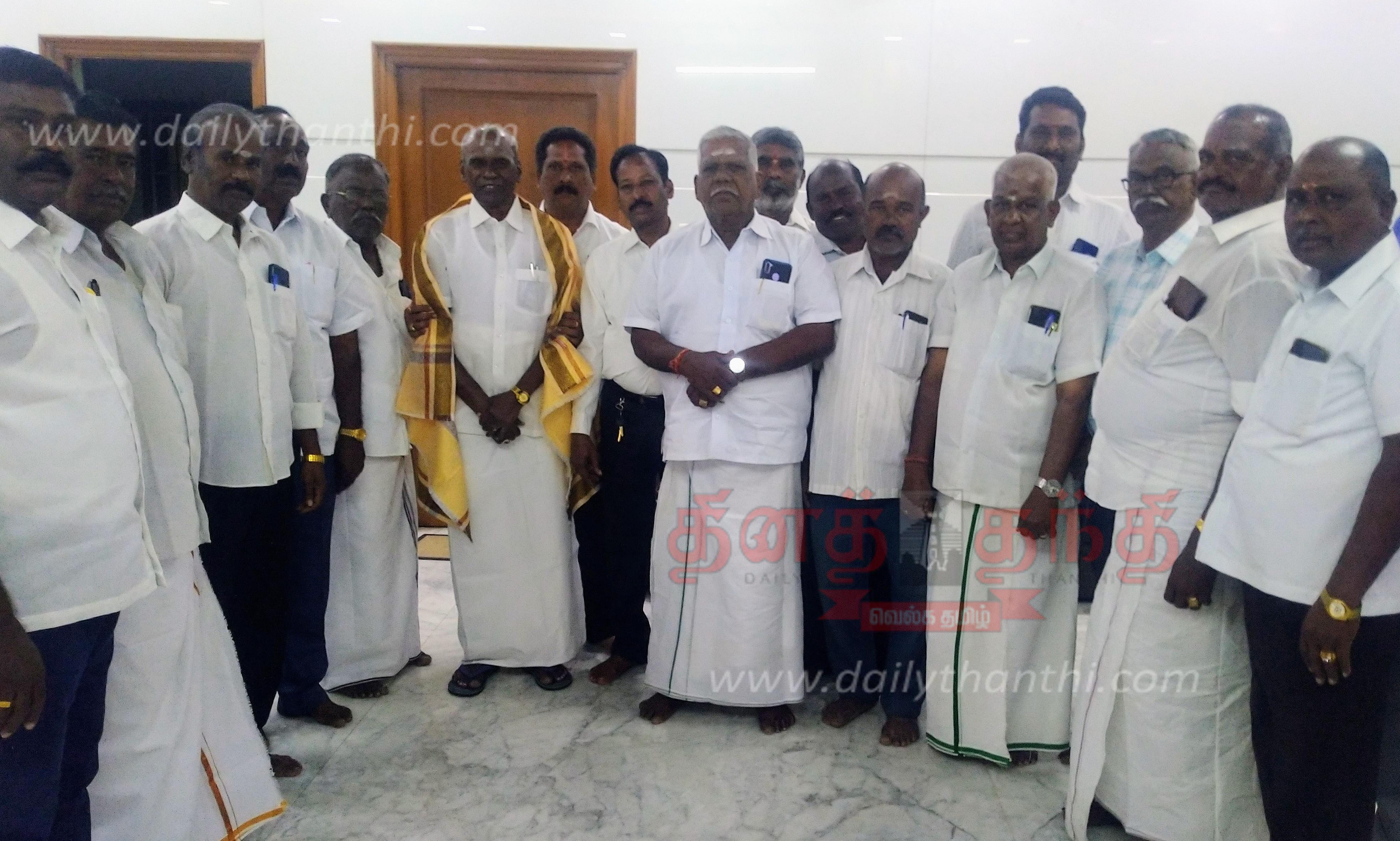 Paramakudi Yadava Sangha new officers sworn in | பரமக்குடி யாதவர் சங்க ...