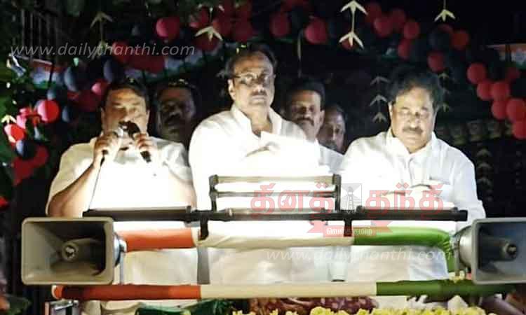 On Ring Road, Erode Minister RS Rajakannapan campaigned intensively ...