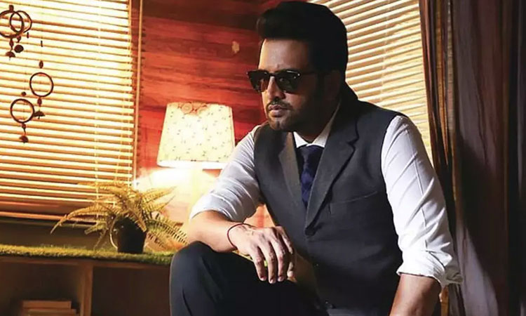 Actor Santhanam Samy Darshanam at Palani Temple | பழனி கோவிலில் நடிகர் ...