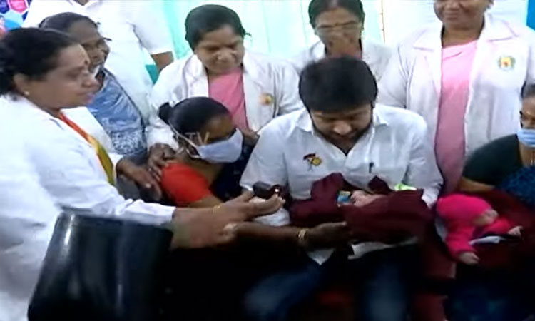 Udhayanidhi Stalin wearing rings on little fingers | முதல்-அமைச்சர் மு ...