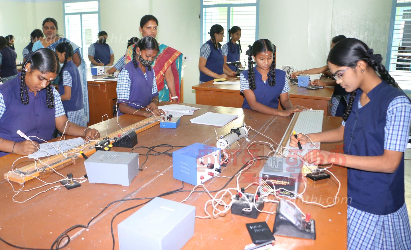 Practical examination for Plus-2 students has started | பிளஸ்-2 ...