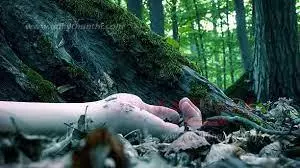 Male corpse rotting in a thornbush | முட்புதரில் அழுகிய நிலையில் ஆண் பிணம்