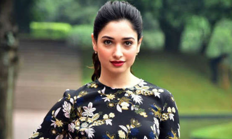 18 years in cinema... actress Tamanna Loeschi | சினிமாவில் 18 ஆண்டுகள்... நடிகை தமன்னா நெகிழ்ச்சி