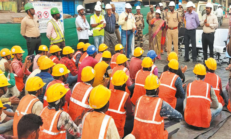 Collector meets North State workers at Vallur Thermal Power Station ...