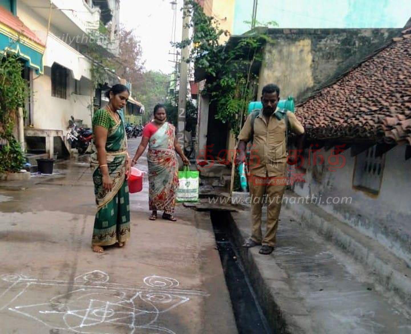Anti-mosquito spray on the streets of Panapakkam municipality ...