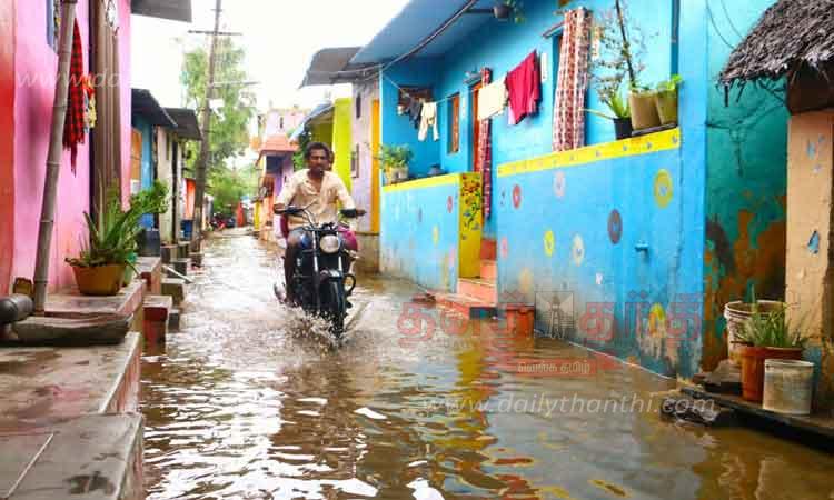 Heavy rain with thunder and lightning | இடி, மின்னலுடன் கொட்டித் ...