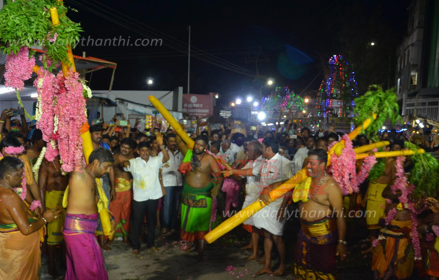 Pole planting ceremony in Periya Mariamman temples | பெரிய மாரியம்மன் ...