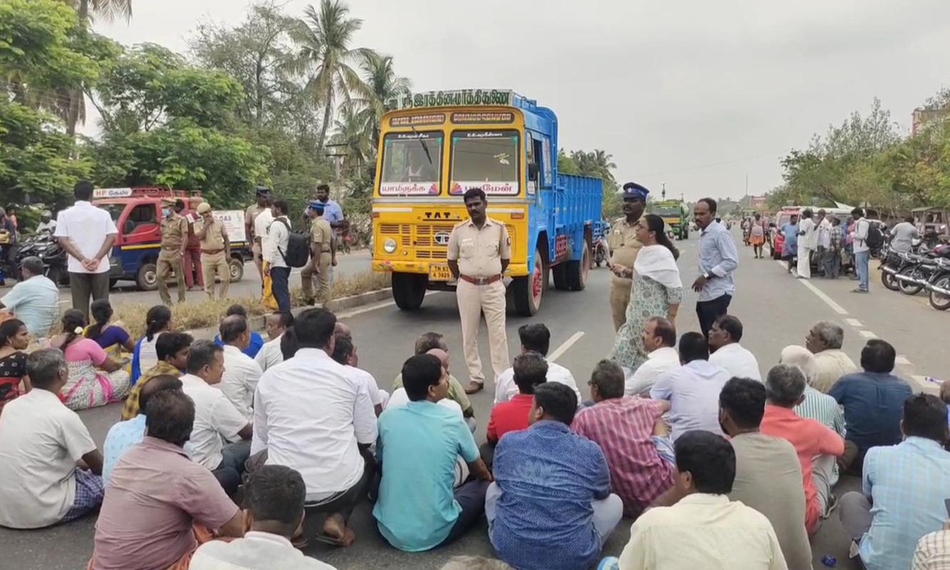 road mariyal | பொதுமக்கள் சாலை மறியல்