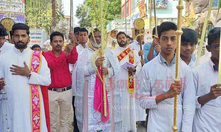 Kurutholai Bhavani in Christian temples | கிறிஸ்தவ ஆலயங்களில் ...