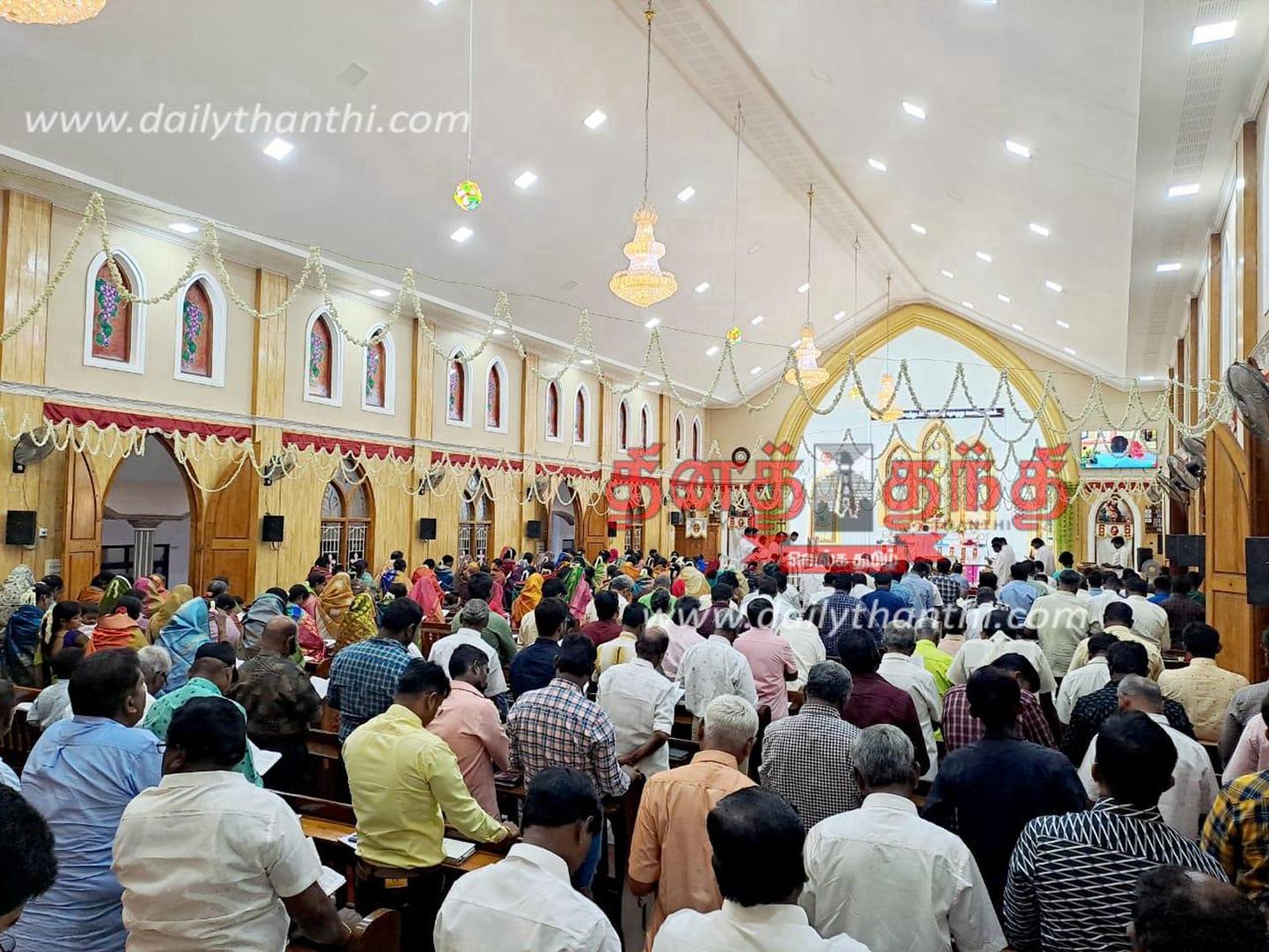 church | கோபி, அந்தியூர் பகுதி கிறிஸ்தவ ஆலயங்களில் ஈஸ்டர் பண்டிகை ...
