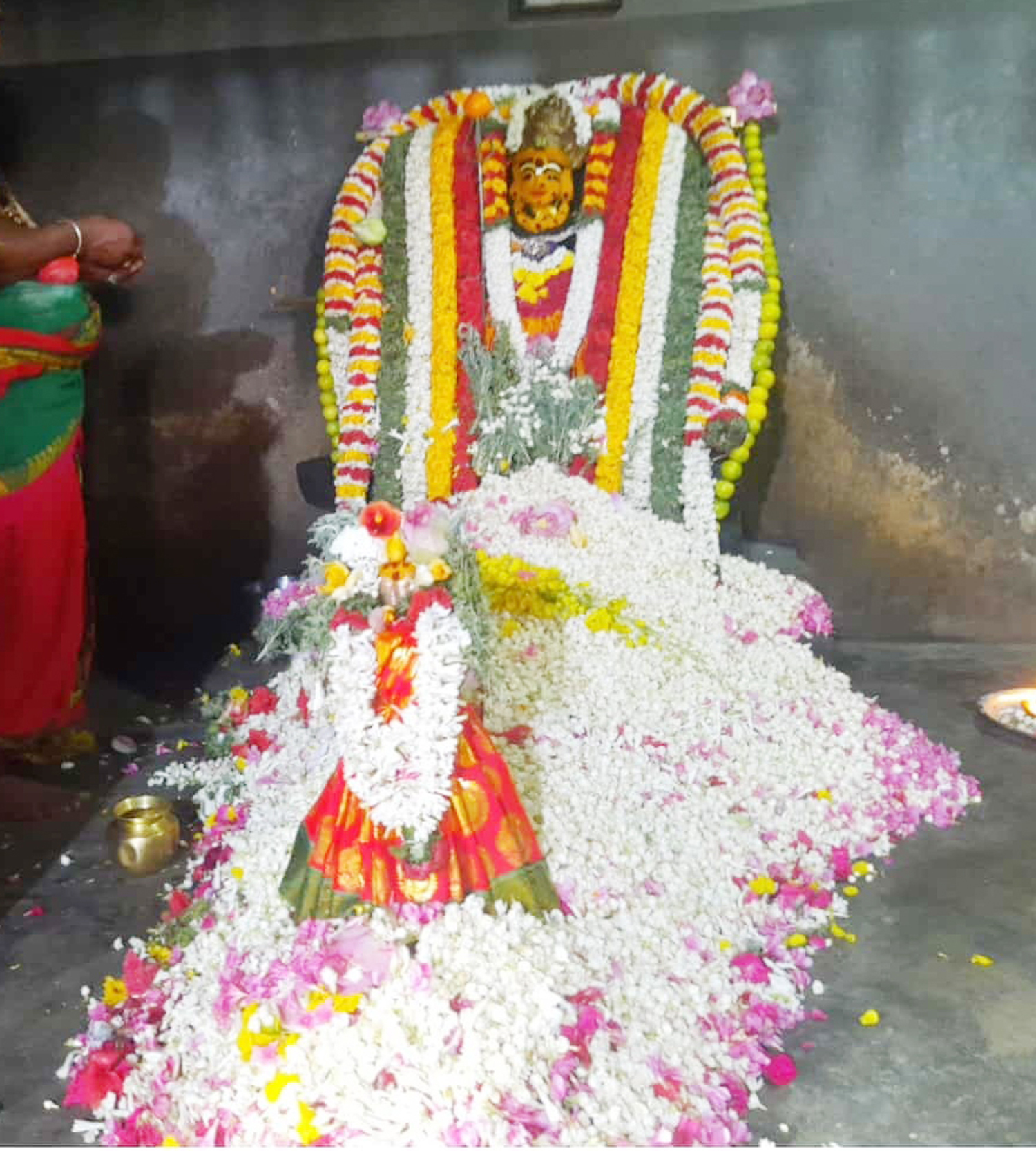 puspanjali in perianaki amman | பெரியநாயகி அம்மன் கோவிலில் புஷ்பாஞ்சலி பூஜை