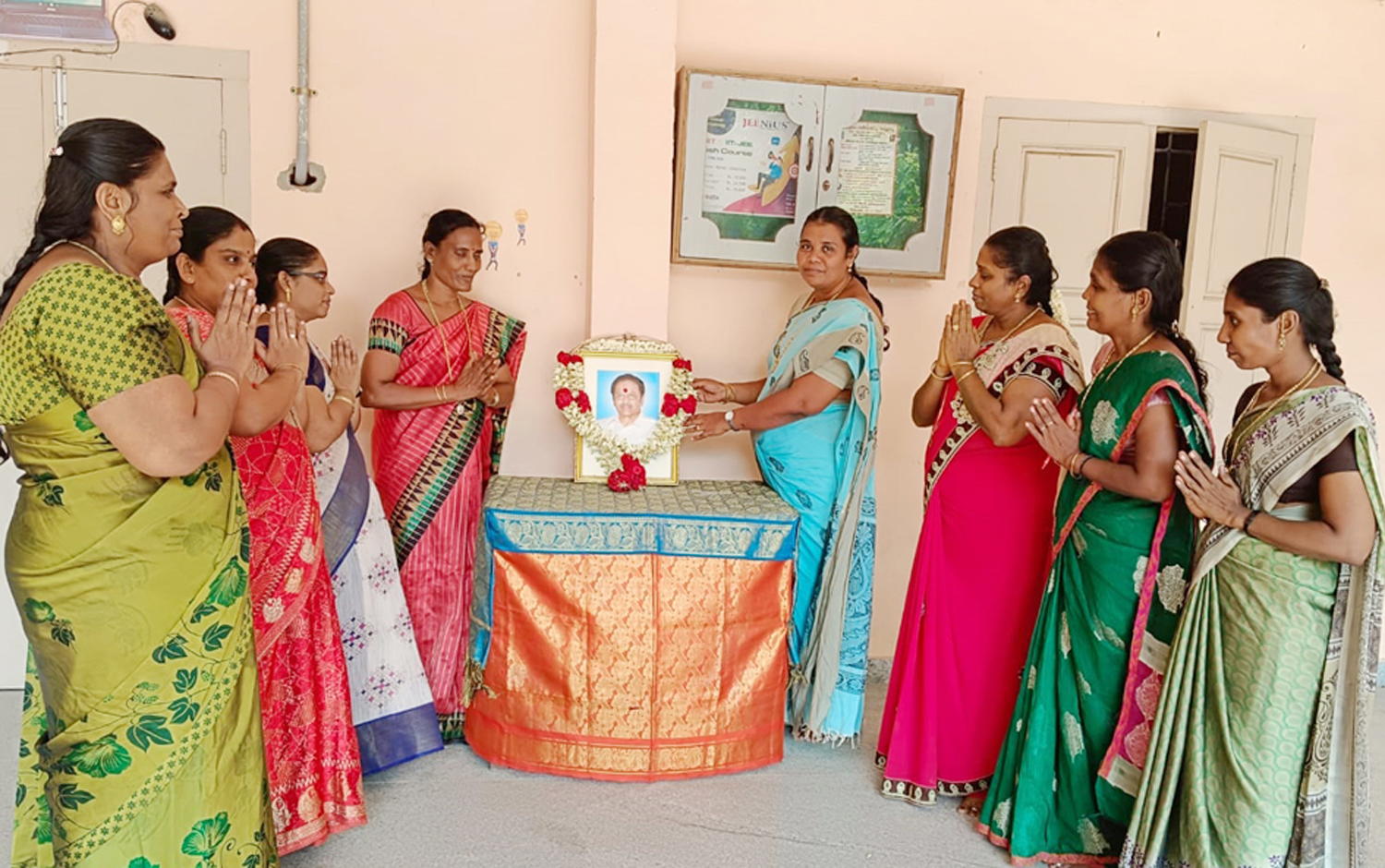 Tuticorin DMNS Dr. Sivanthi Aditanar Matriculation School Tribute to Dr ...