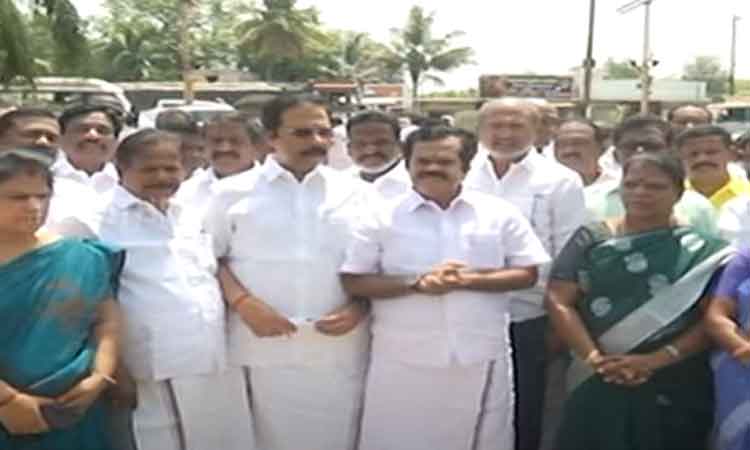 ADMK Flag in OPS team conference - Former MP complaint to Trichy Assistant Commissioner | ஓ.பி ...