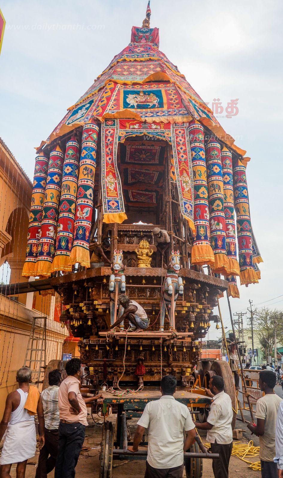 temple car decoration works starts | தஞ்சை பெரியகோவில் தேர் ...