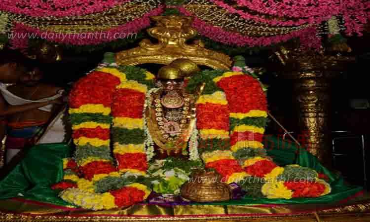 In the warm evening of Andal, left for Madurai | ஆண்டாள் சூடிய மாலை ...