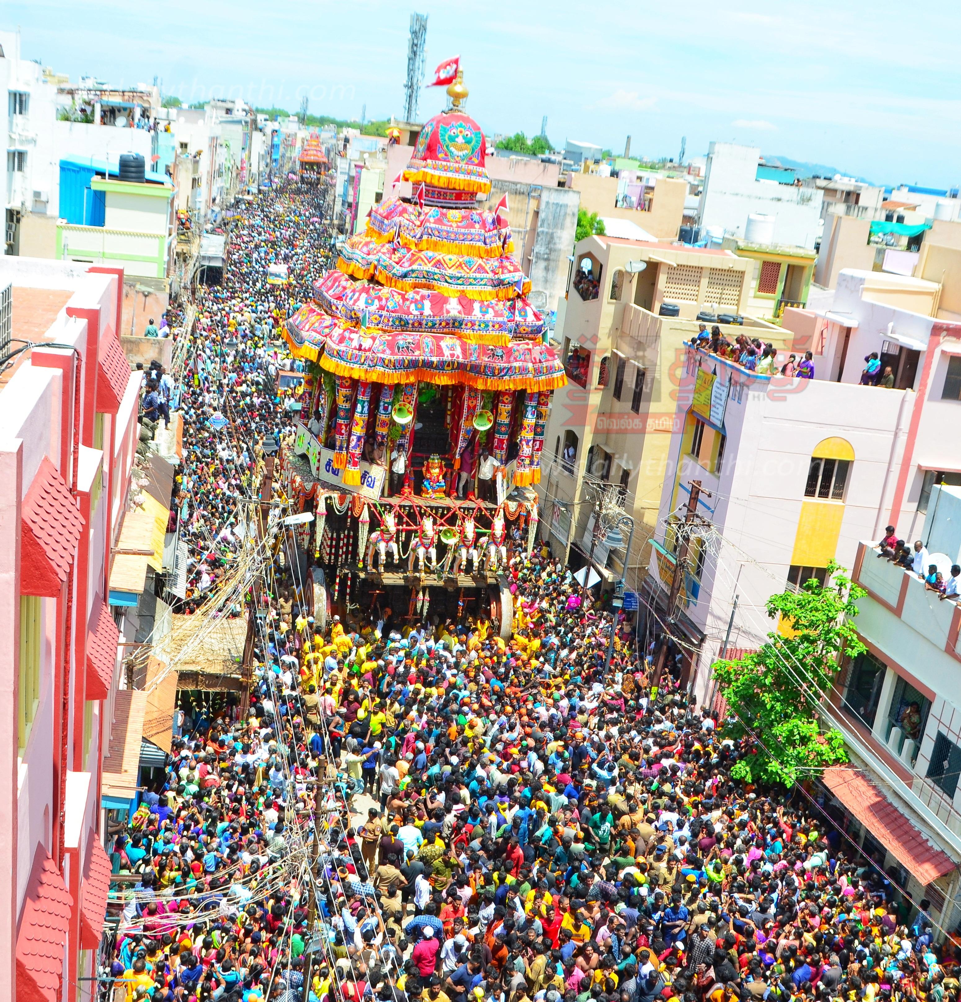 World Famous Chitrai Festival- Lakhs throng the streets of Masi ...