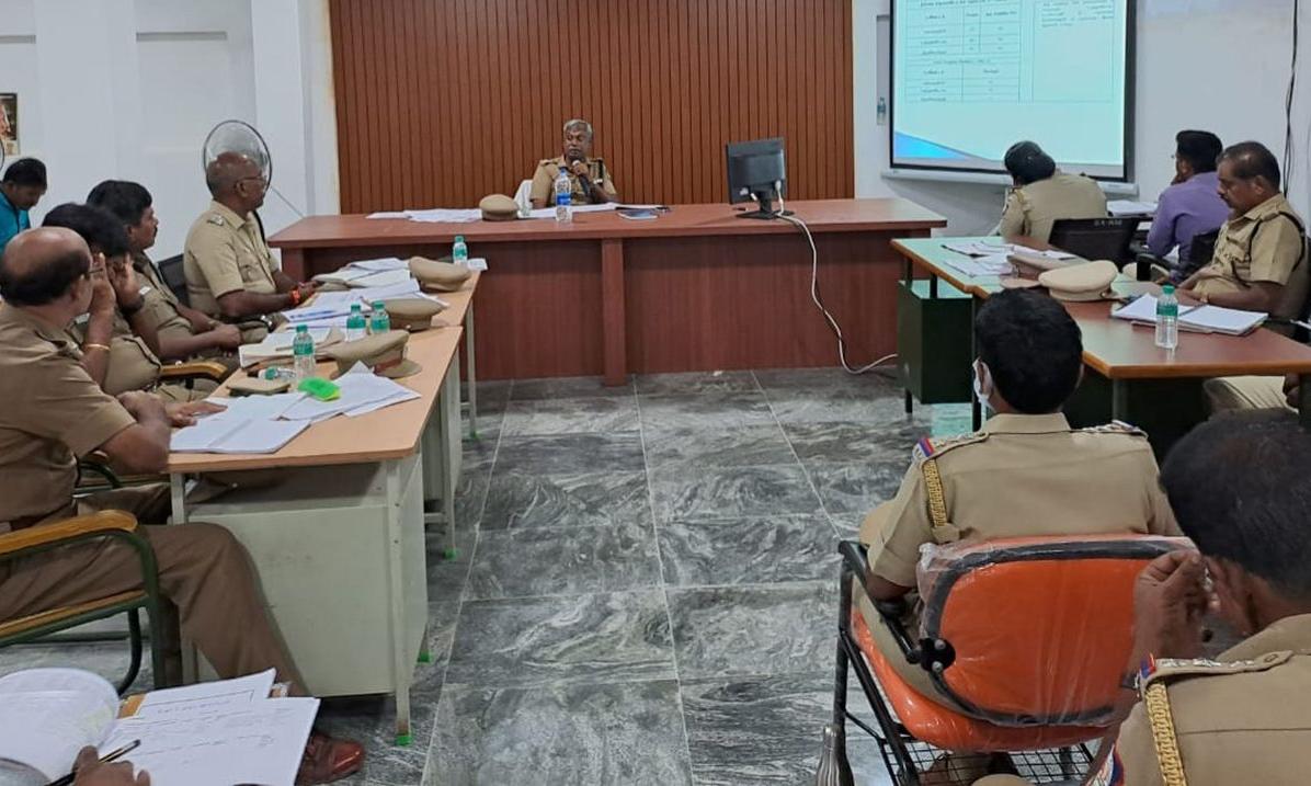 Pending cases should be completed expeditiously | நிலுவையில் உள்ள ...