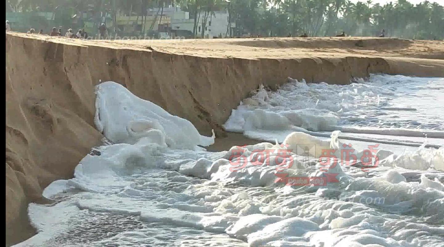 Kulachal fishermen did not go to sea for 2nd day | குளச்சல் மீனவர்கள் 2 ...