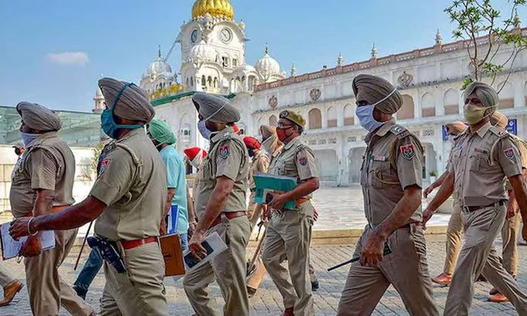 Third Blast Near Punjab's Golden Temple In A Week, 5 Arrested | 3-வது முறையாக அமிர்தசரஸில் உள்ள ...