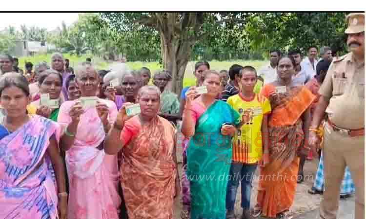 There was commotion as people came to hand over their ration cards ...