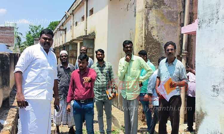 Raja MLA at Government Hospital. Study | அரசு ஆஸ்பத்திரியில் ராஜா எம் ...