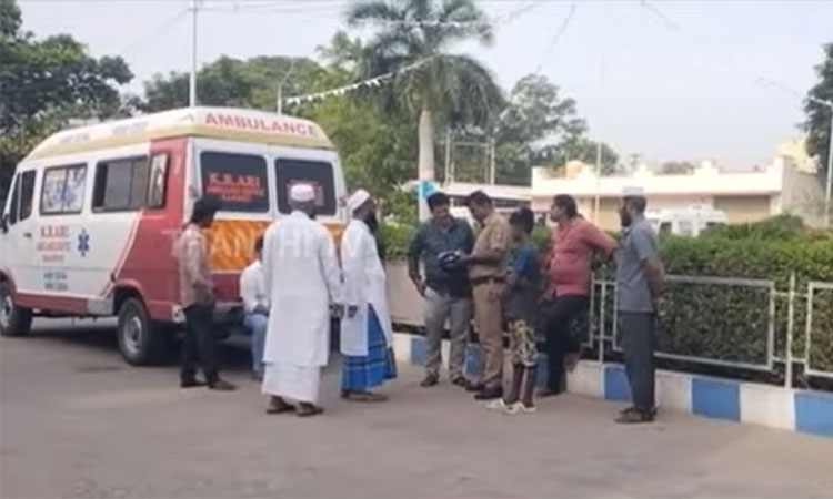 Car returning from funeral home overturns in roadside ditch, 2 girls ...