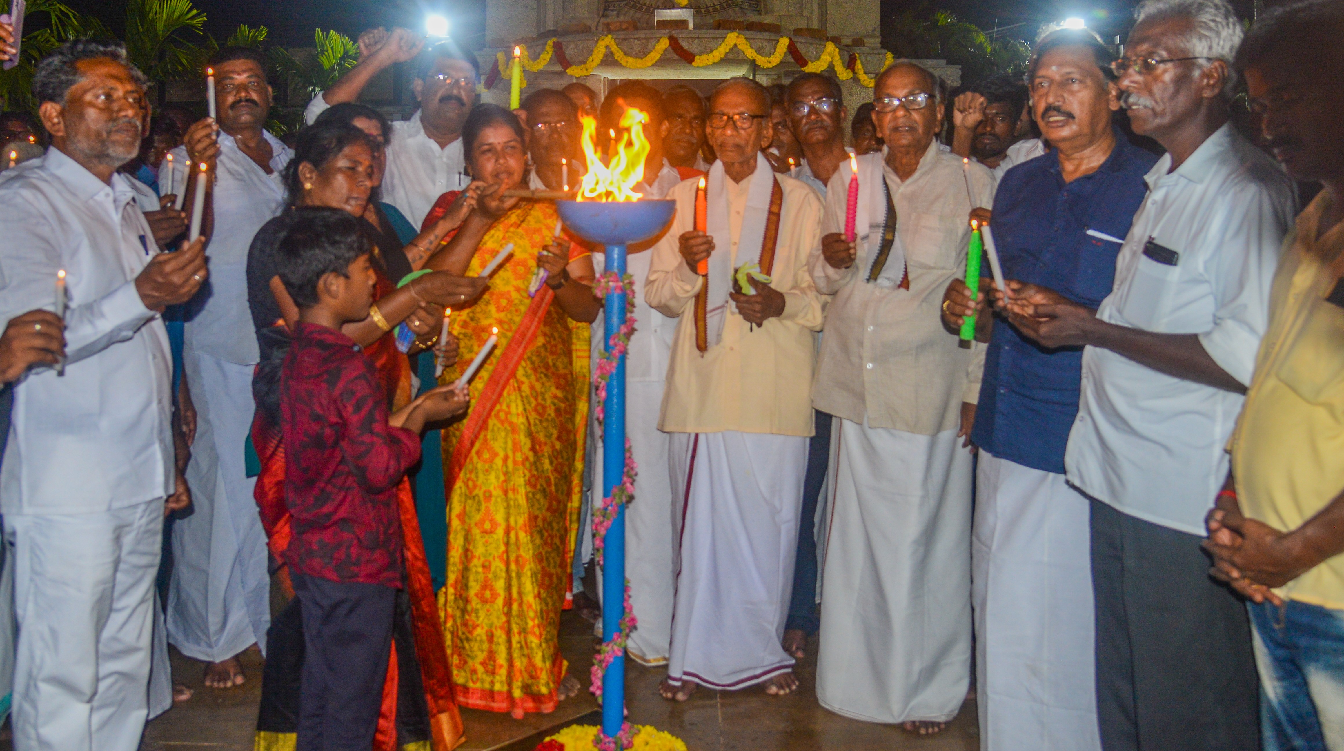 Those responsible for the massacre of Tamils should be punished ...