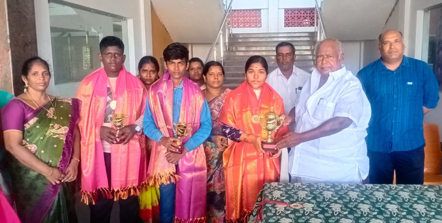 Arcot SSS 100 percent pass for matric school students | ஆற்காடு எஸ்.எஸ்.எஸ். மெட்ரிக் பள்ளி ...