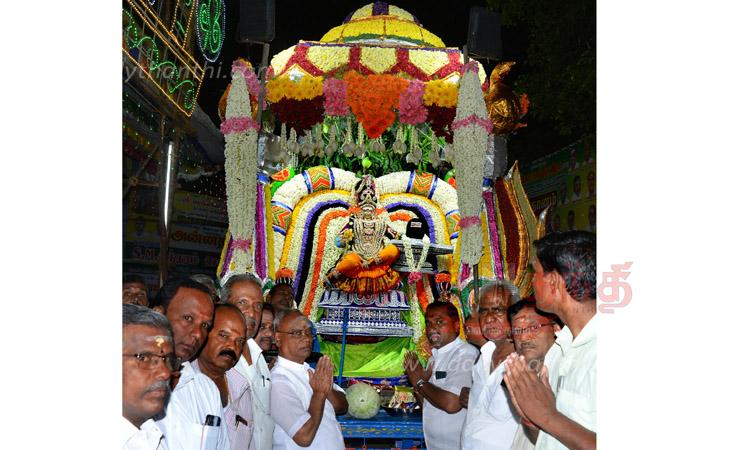 Amman Vethi Ula in Ishwara Pooja decoration | ஈஸ்வர பூஜை அலங்காரத்தில் ...