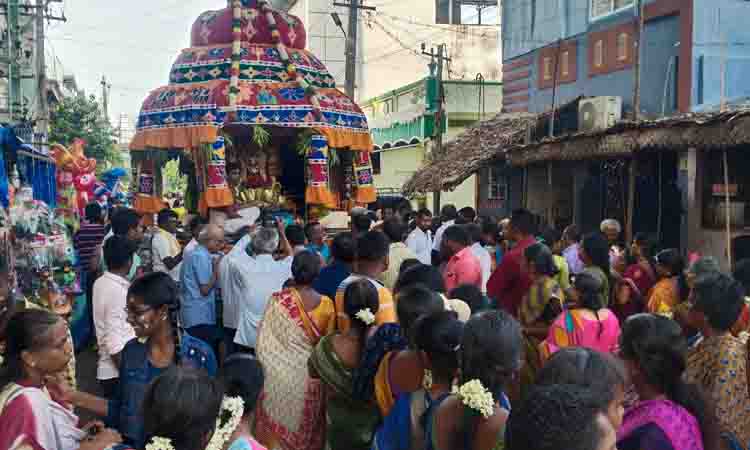 Karur Mariamman Temple Festival Chariot | கரூர் மாரியம்மன் கோவில் திருவிழா தேரோட்டம்