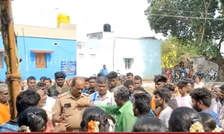 Temple locked due to factional strife... Police, Task Force gathering ...