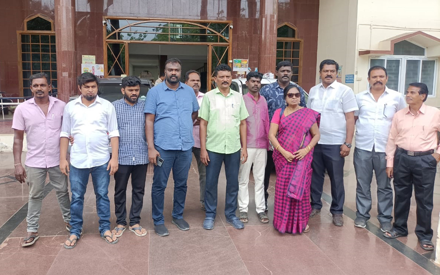 Tuticorin Sterlite Plant A team of 9 to remove waste | தூத்துக்குடி ஸ்டெர்லைட் ஆலை கழிவுகளை ...