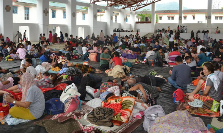 Manipur violence: Over 50,650 displaced people living in 350 relief ...