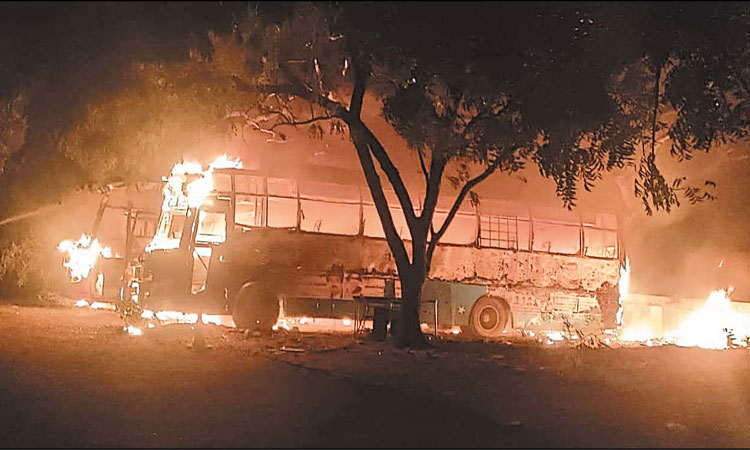 RTO Fire accident near office: 2 impounded buses gutted | ஆர்.டி.ஓ ...