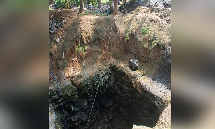 Rescue of a woman who fell into a 40 feet deep well in Chengalpattu ...