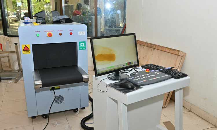New scanner machine for Trichy Municipal Bomb Detection Unit | திருச்சி ...