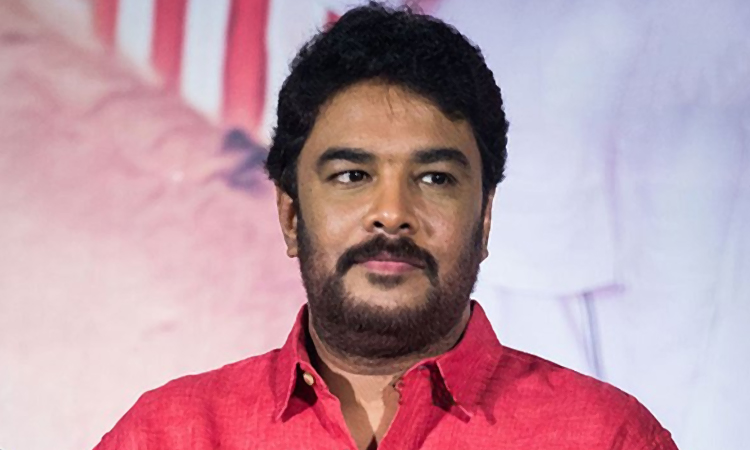 Film scenes that are canceled without a crowd - director Sundar.C sad ...