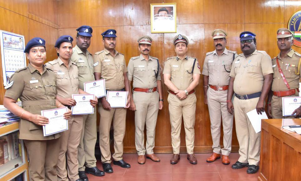 DIG of Police Appreciation | போலீசாருக்கு டி.ஐ.ஜி. பாராட்டு