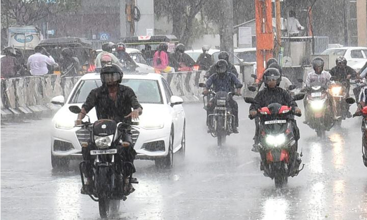 Chance of moderate rain in next 3 hours in 8 districts..! | 8 ...