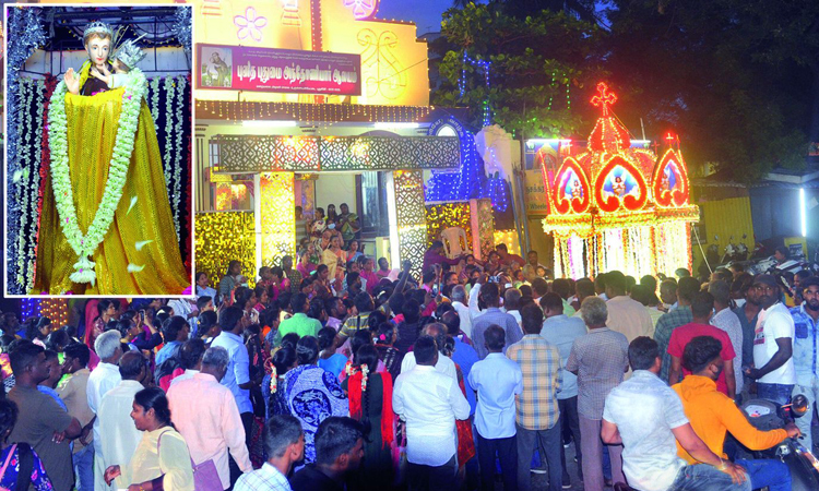 Pudhumai Anthoniyar Temple Luxury Chariot procession | புதுமை ...