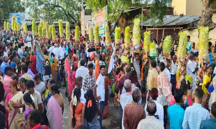 Sprout festival at Chatrapatti | சத்திரப்பட்டியில் முளைக்கொட்டு திருவிழா
