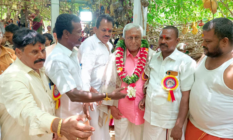 Actor Rajinikanth to act in more than 10 films - Annan Sathyanarayanan ...