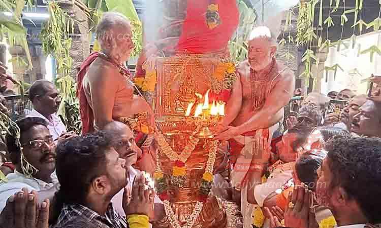 Aadi last Friday festival at Mariamman temple | மாரியம்மன் கோவிலில் ஆடி ...