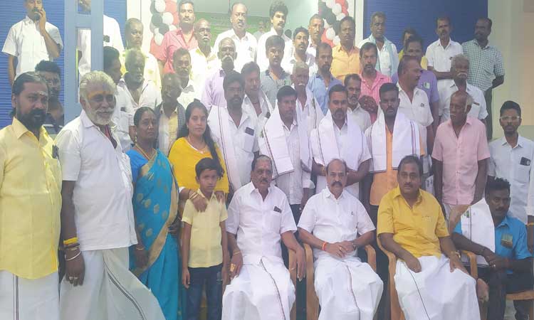 Kadampur Raju MLA In the presence of dmdk joined ADMK | கடம்பூர் ராஜூ ...