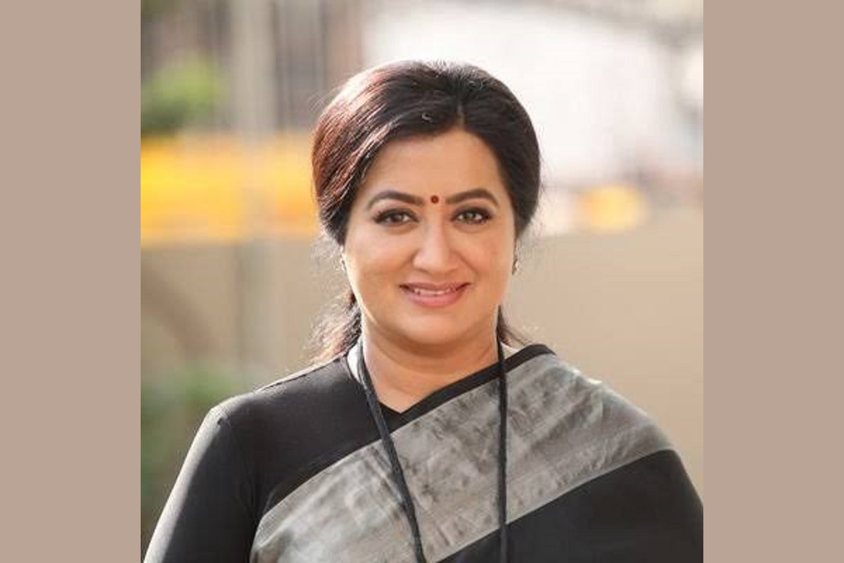 Sumalatha MP opposes release of Cauvery water to Tamil Nadu. Protest ...