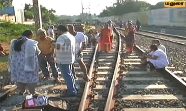 Madurai Train Fire Accident; Southern Railway Police registered a case against a private tourist ...