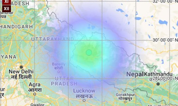 Earthquake tremors felt across Delhi-NCR. Visuals from Noida Sector 75 ...