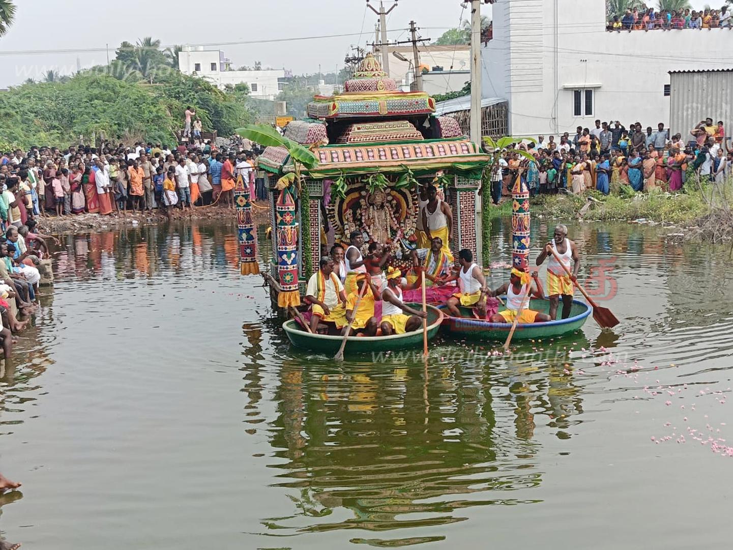 Special Puja | புரட்டாசி 3-வது சனிக்கிழமையையொட்டிபெருமாள் கோவில்களில் ...