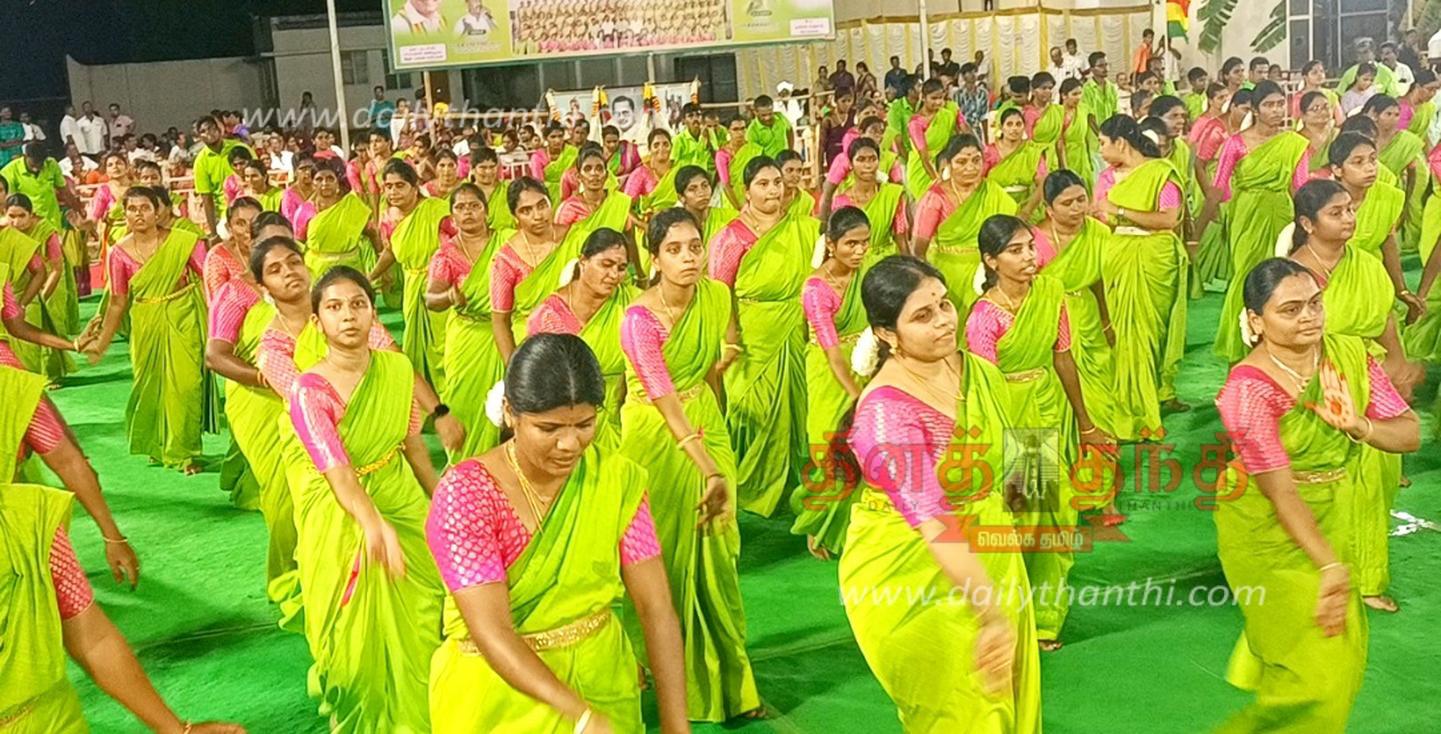 Valli Kummi Performance- E.R.Easwaran M.L.A. started | வள்ளி கும்மி ...